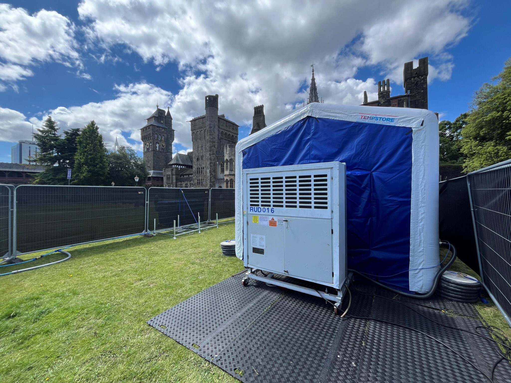 Temperature Controlled Storage & Cold Rooms for Hire | Dawsongroup tcs